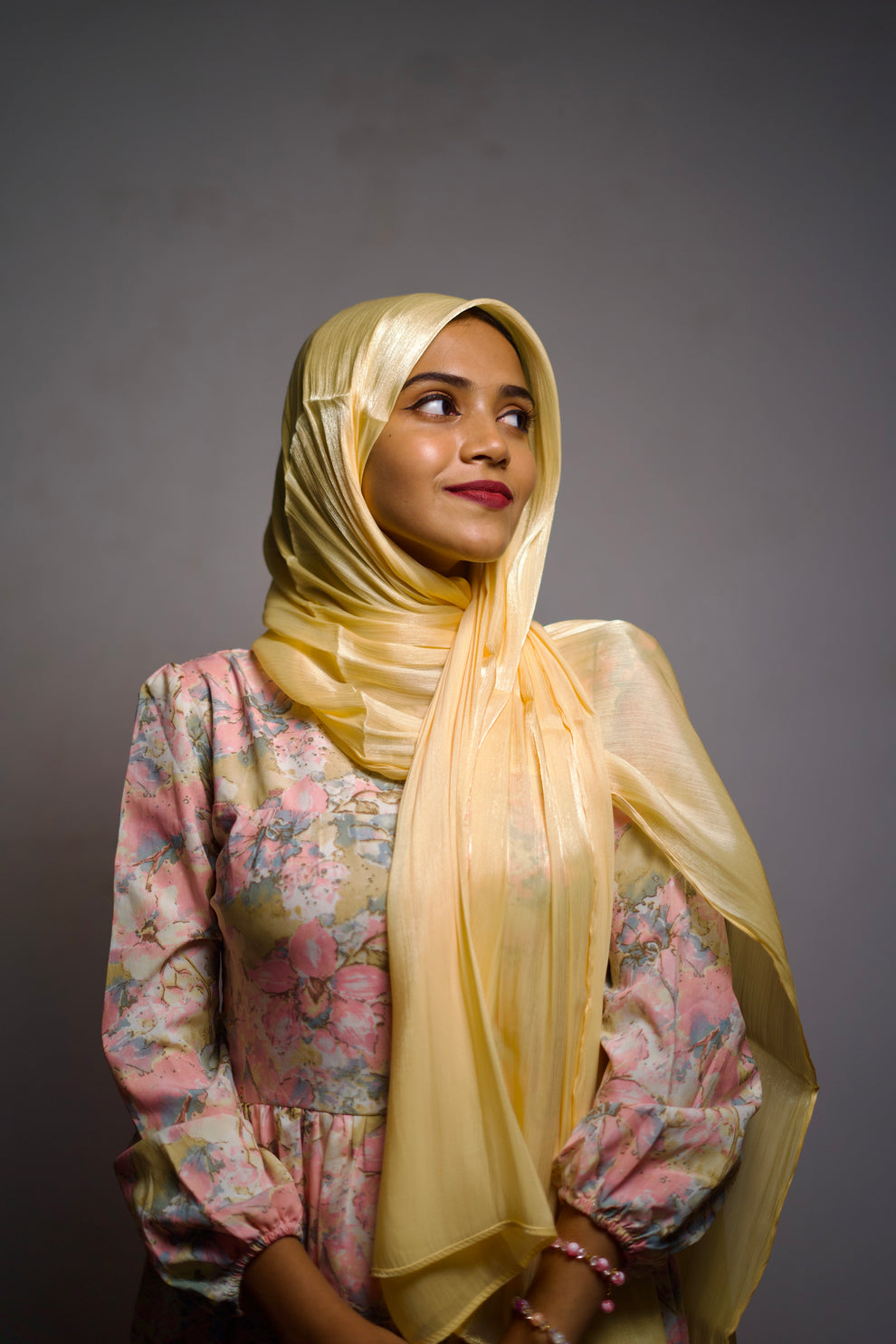 Brass Yellow Shimmer Hijab – BLAEK